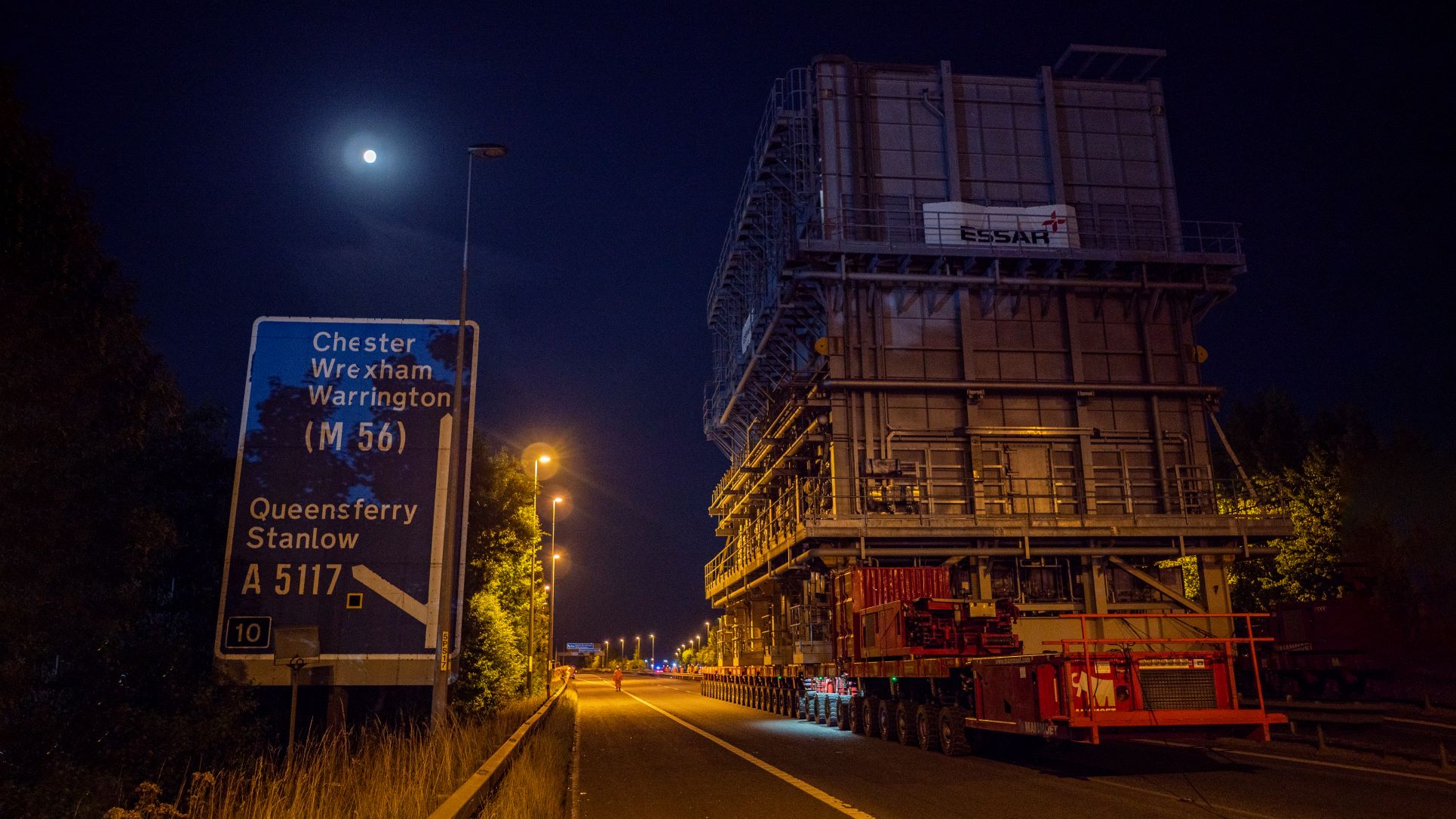 UK’s first refinery-based hydrogen furnace arrives at Essar Stanlow ...